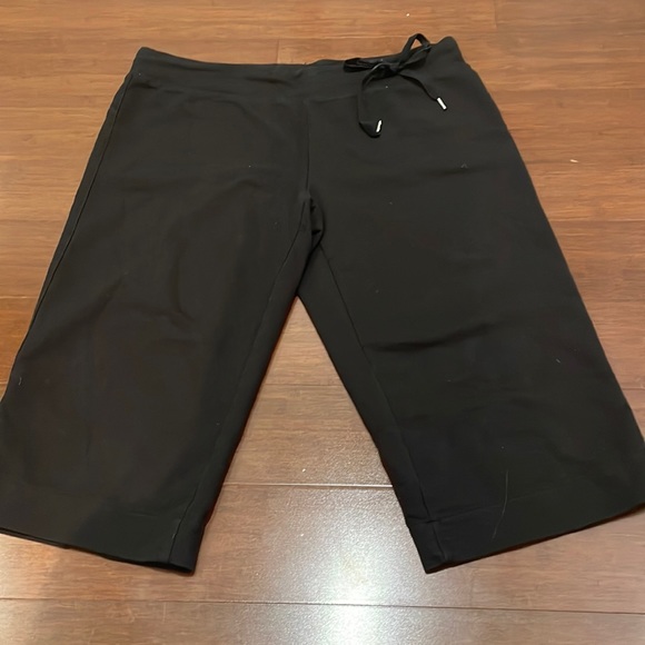 Danskin Now | Shorts | Danskin Now Black Fleece Capri Workout Pants ...